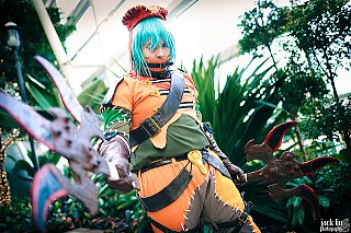 Azure Kite Cosplay