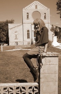 Cosplay.com - Carrie Fernandez from Castlevania by Quita