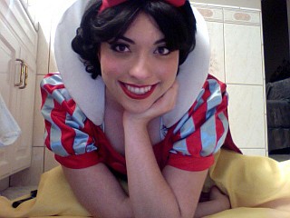 Cosplay.com - Snow White from Snow White and the Seven Dwarfs by disneydeee