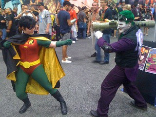 Dick Grayson Robin Cosplay