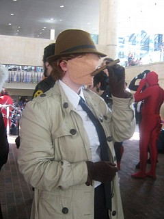 Cosplay.com - The Question from DC Comics by NautilusPQ