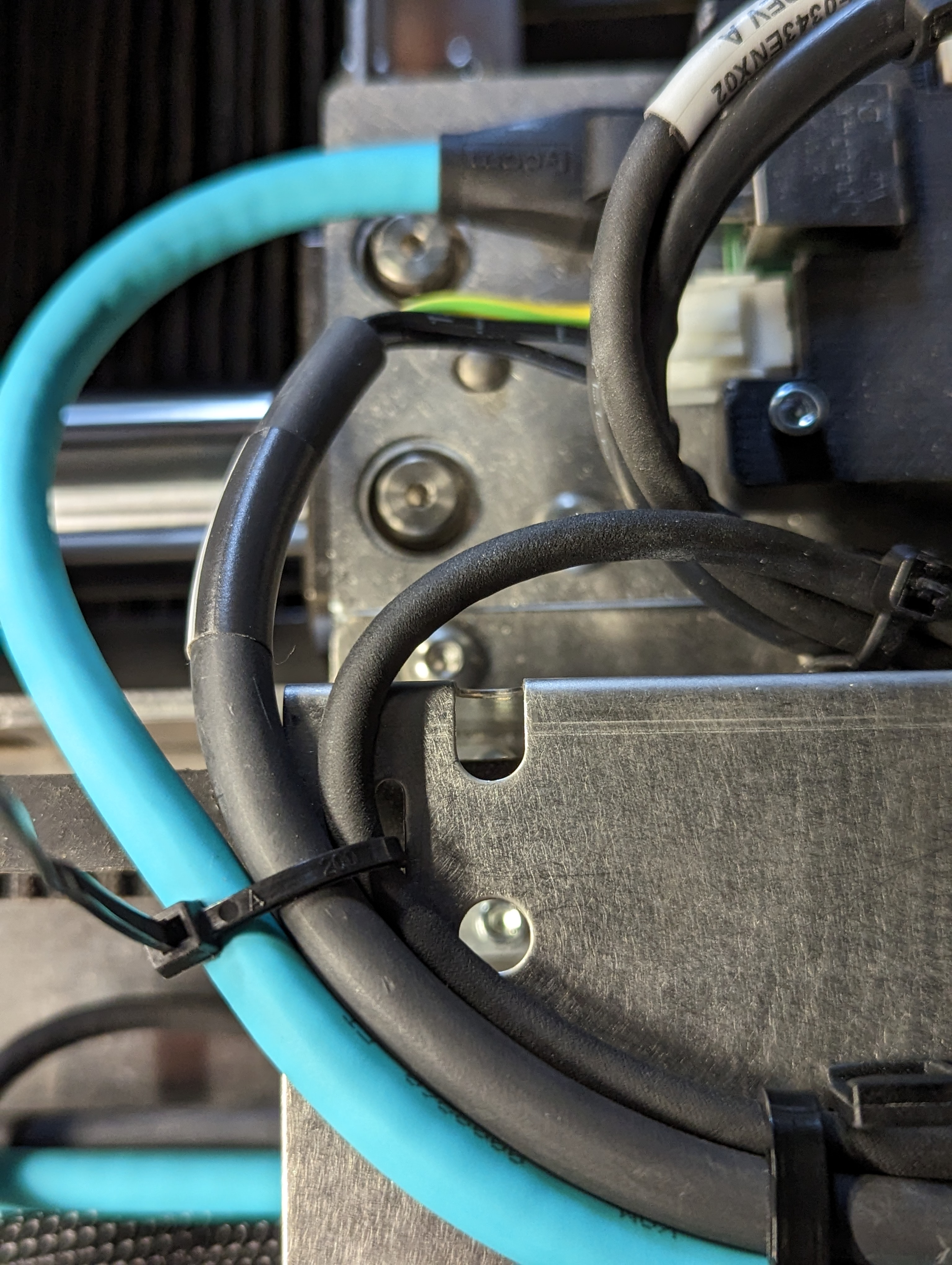 Replacing the X Motor Driver Communications Cable (FX20)