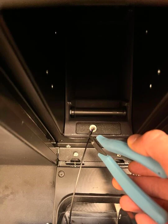 Manual Load Plastic Material Troubleshooting (FX10)