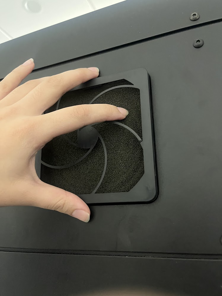 Replacing the Upper Fan Filters (FX20)