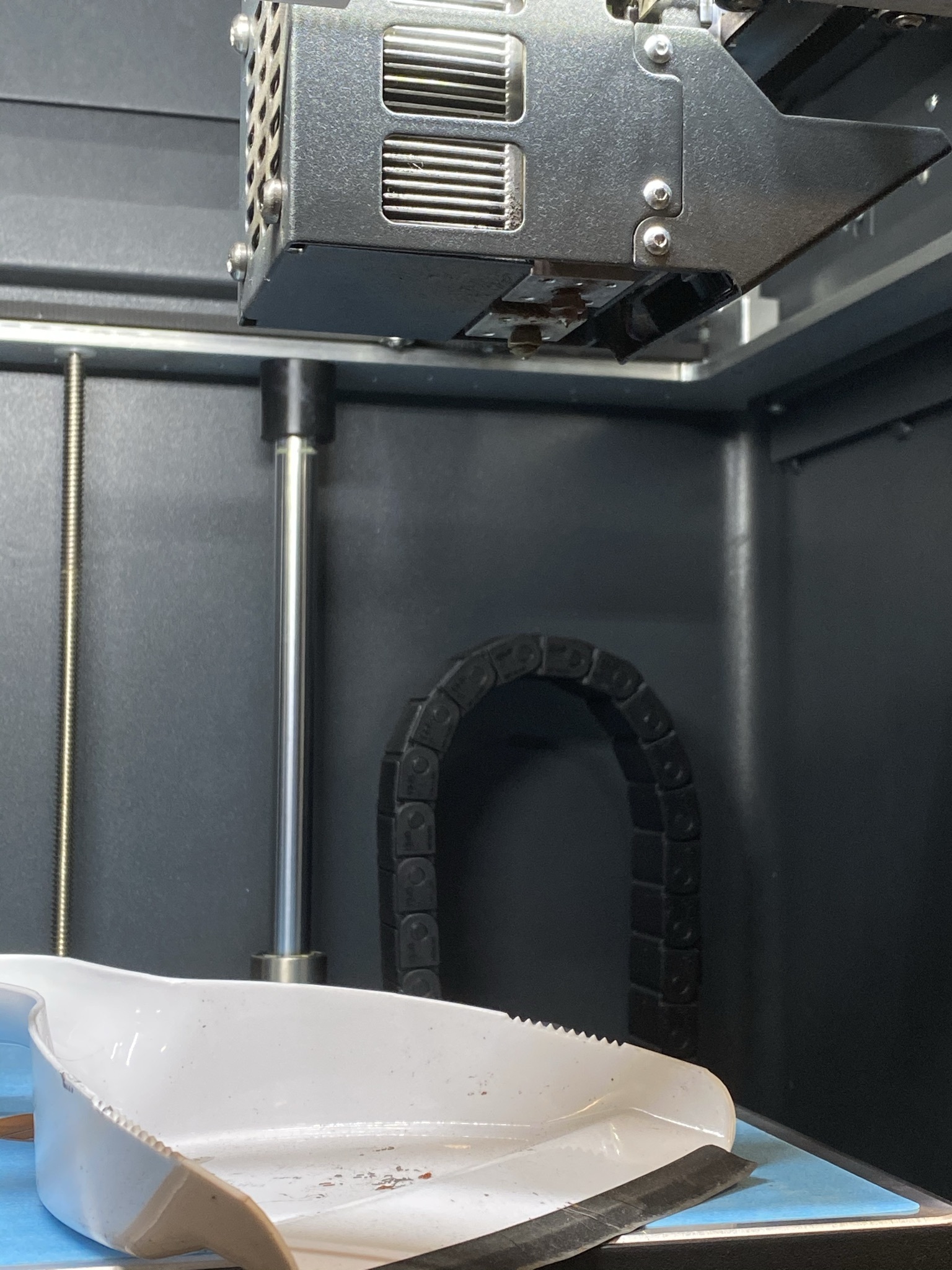 Clearing a Metal Material Jam