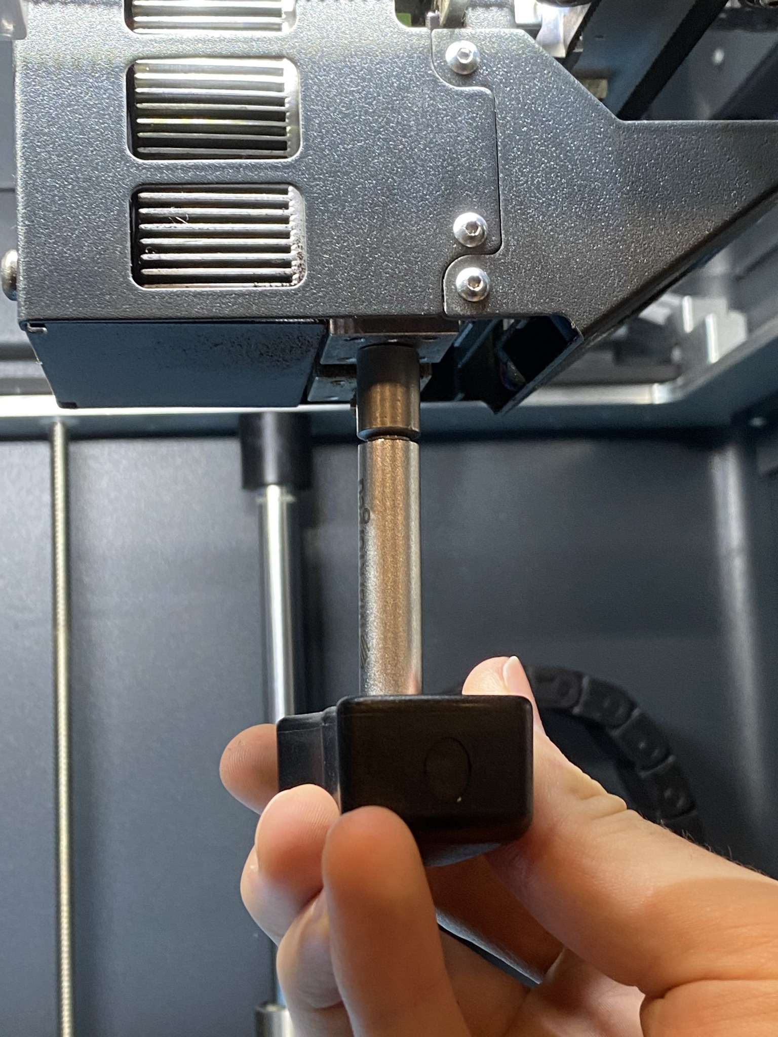 Clearing a Metal Material Jam