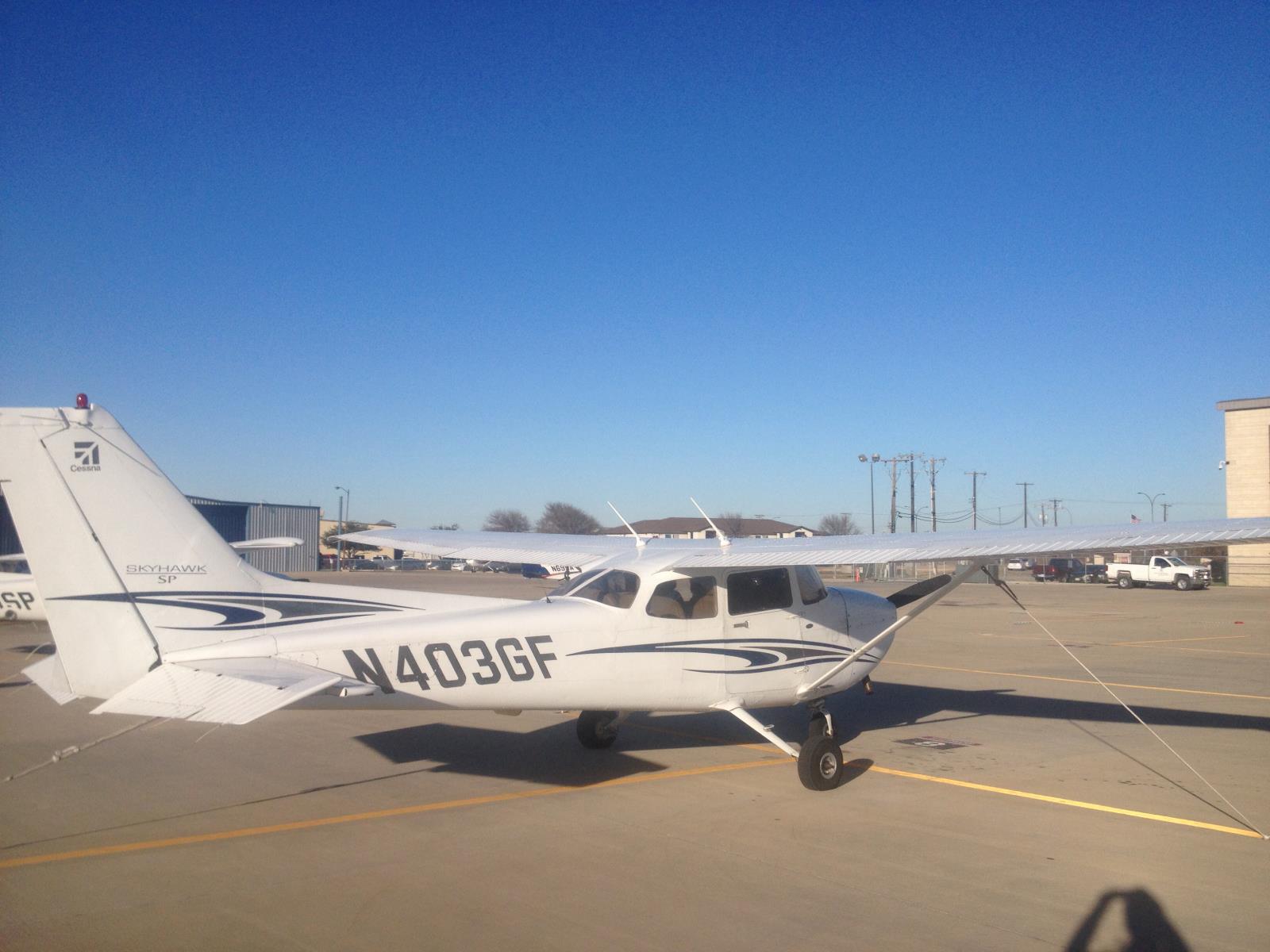 KGKY KFTW KGKY: Sirinapa Wisuttisang