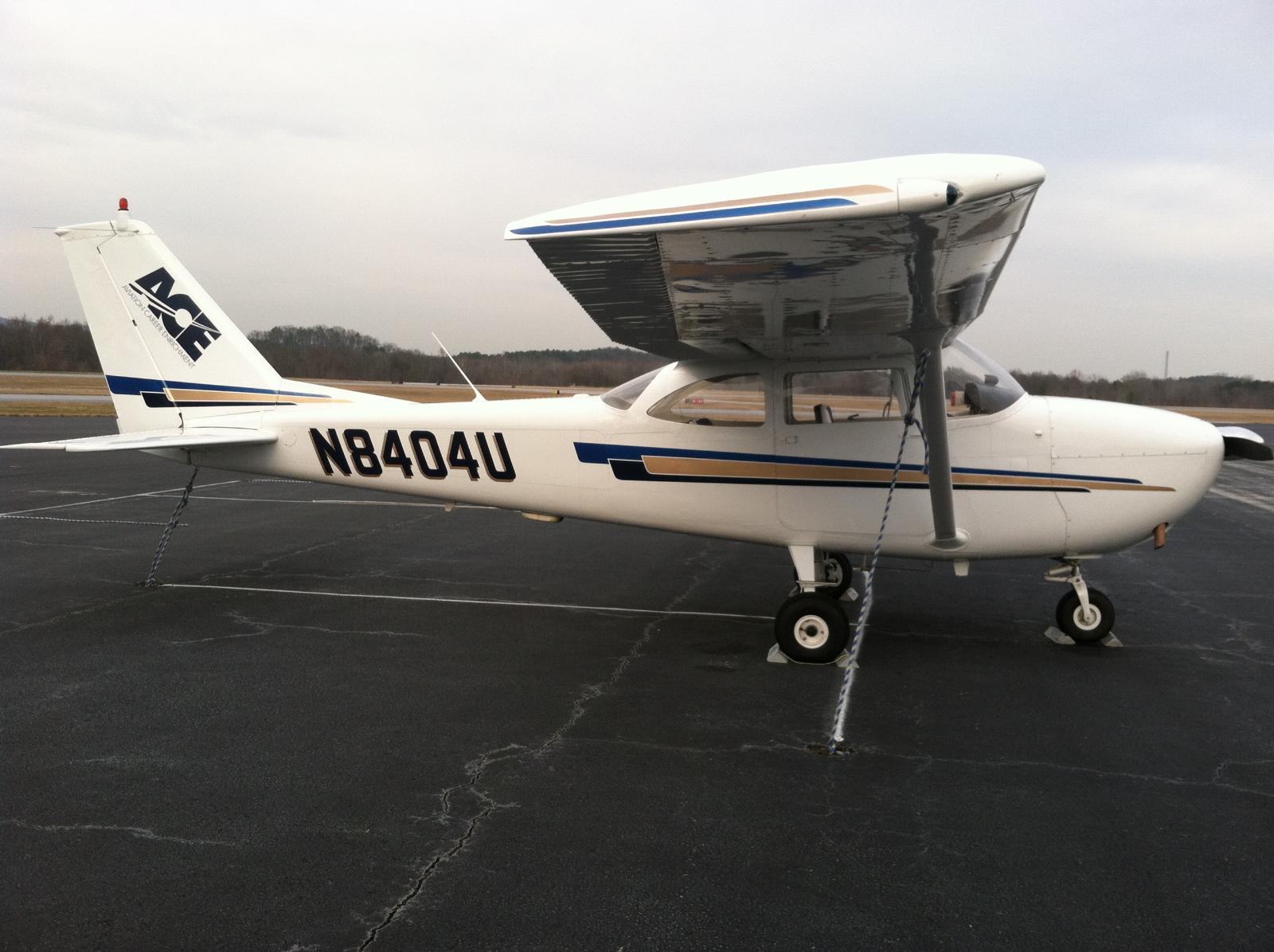 KFTY: Slow flight, power off stalls and recoveries, approach to landing ...