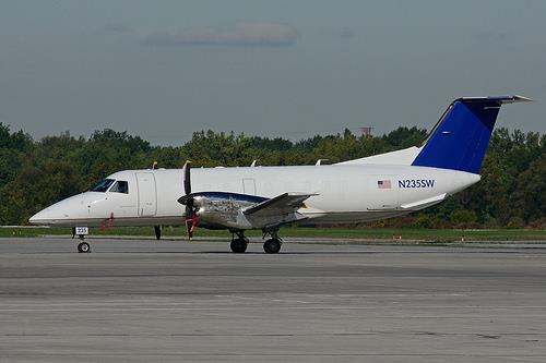 KMCI-KLRD-KSDF: BYA4226