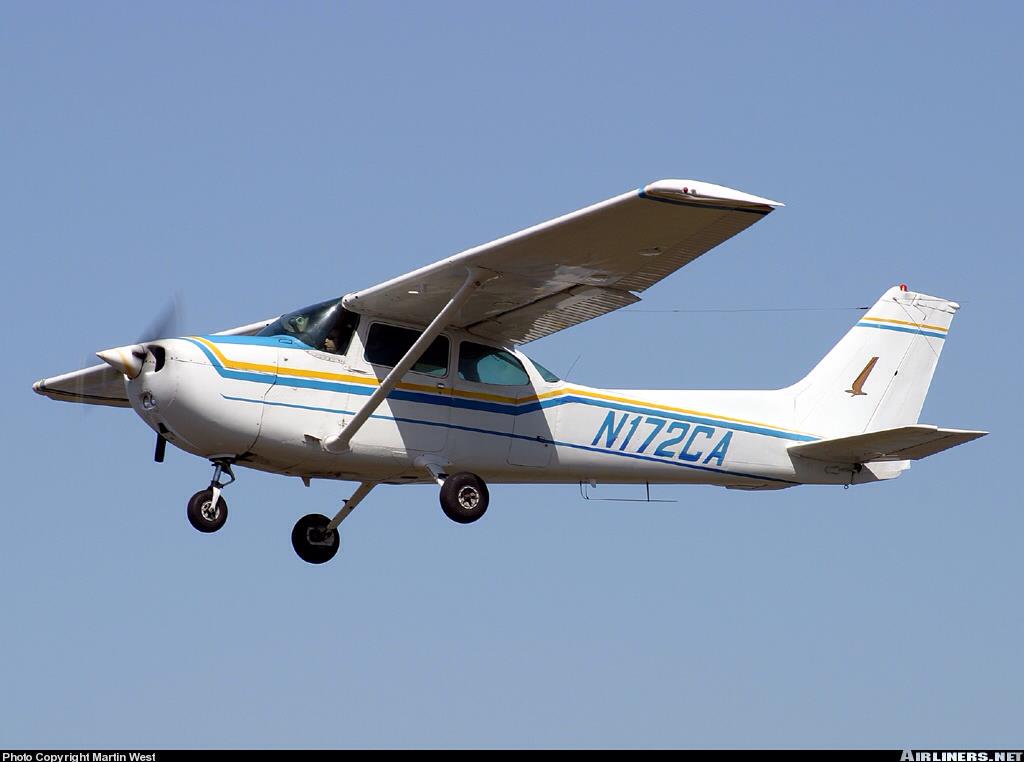 KHWD KVCB KHWD: Flight Following ------------ On the way to Vacaville ...