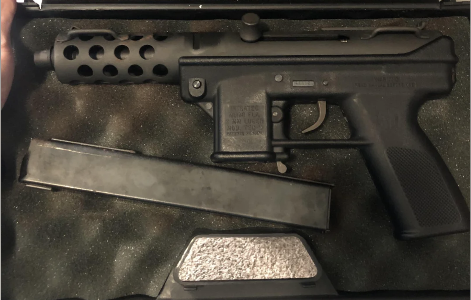 ARMSLIST - TEC-9 Pistol: a Controversial Firearm