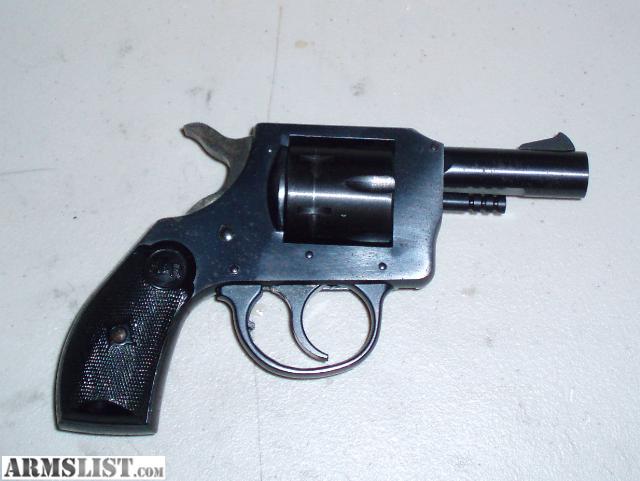 ARMSLIST - For Sale: H&R .32 S&W Long caliber revolver Model 732