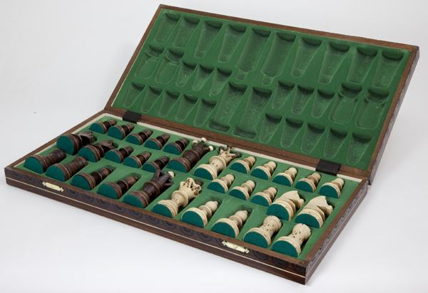 Brown Ambassador, Wooden Chess Set | Mind Games Canada