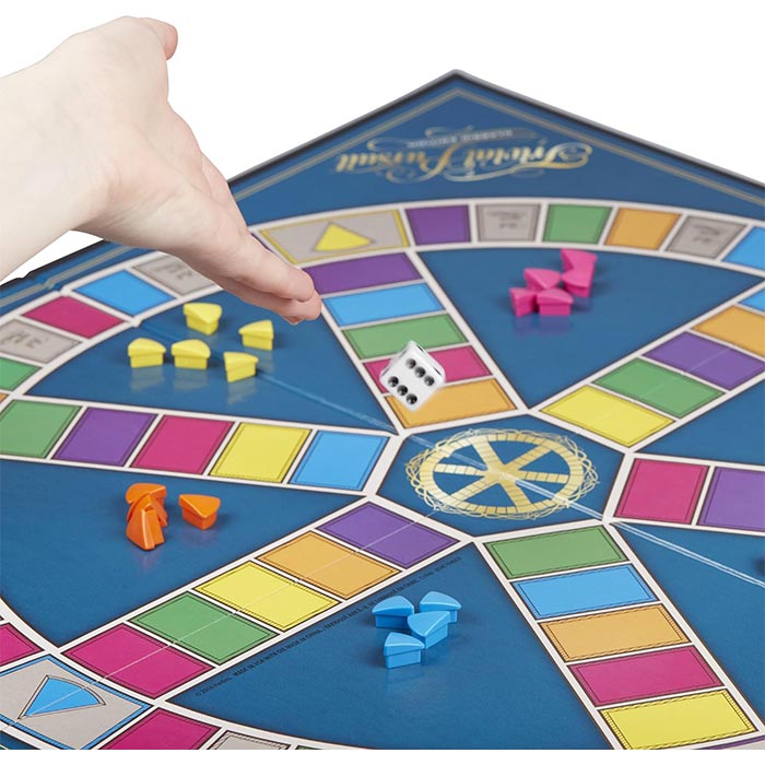 Trivial Pursuit: Classic Edition | Mind Games Canada
