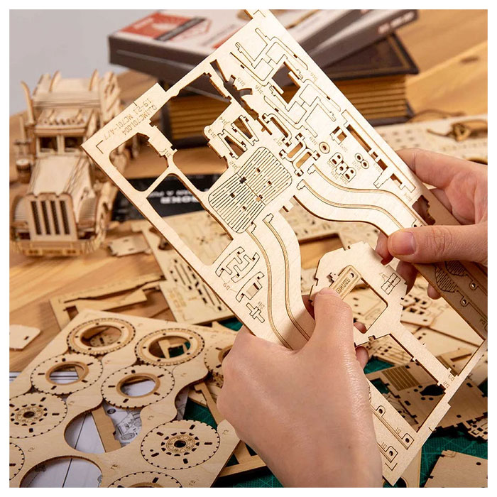 3D Wooden Puzzle – V8 Grand Prix Model Car | Mind Games Canada