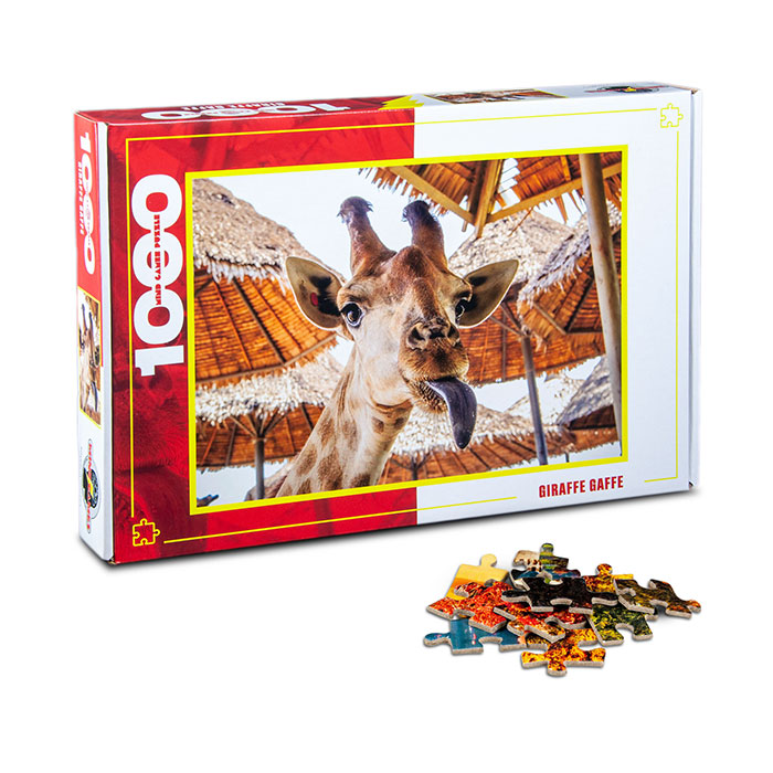 Giraffe Gaffe 1000 Pieces Jigsaw Puzzle | Mind Games Canada