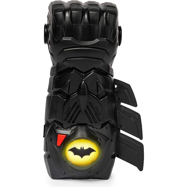 DC Comics BATMAN Interactive Gauntlet With Over 15 Phrases And Sounds ...