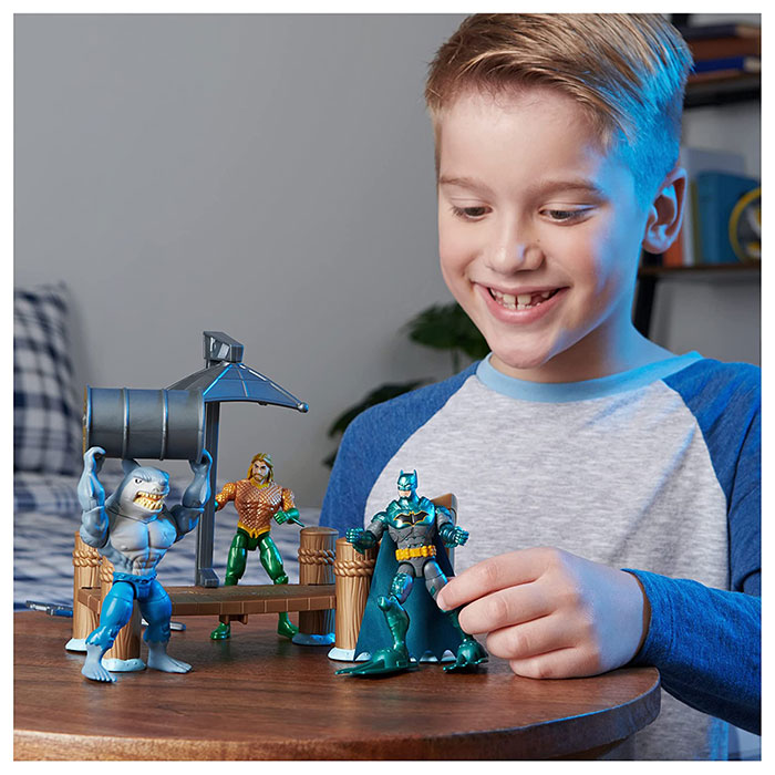 DC Comics, Gotham City Harbor Chaos Playset 4-inch Batman, Aquaman ...