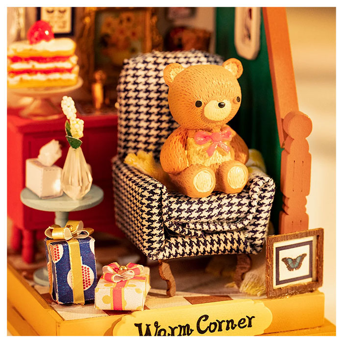 Rolife Holiday Living Room DIY Miniature House - 75 PCS | Mind Games Canada