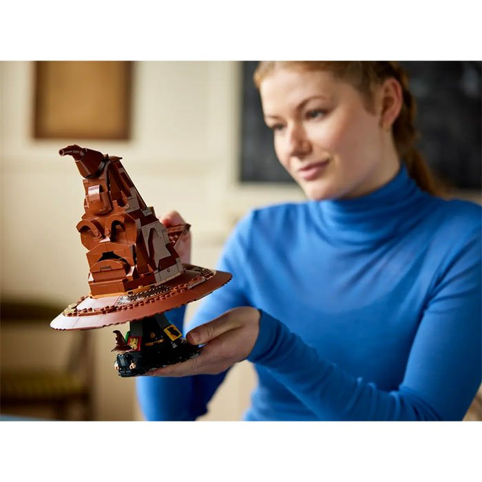 LEGO Harry Potter Talking Sorting Hat - 561 Pieces | Mind Games Canada