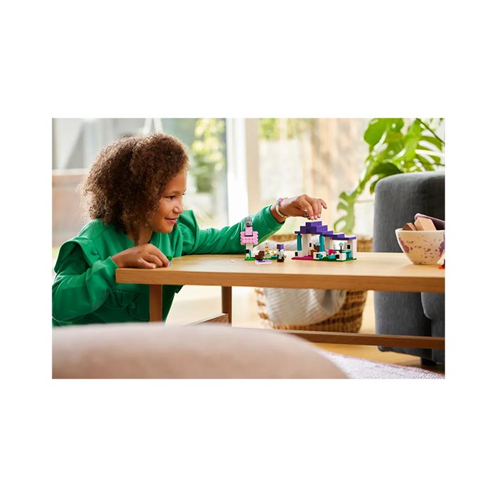 LEGO Minecraft The Animal Sanctuary 206 Pcs | Mind Games Canada