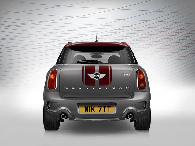 MINI USA News - 2015 MINI Countryman Park Lane