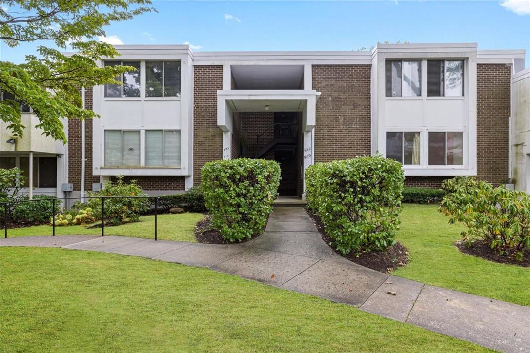 912 Colony Drive, Hartsdale, NY 10530 | MLS #H6330479