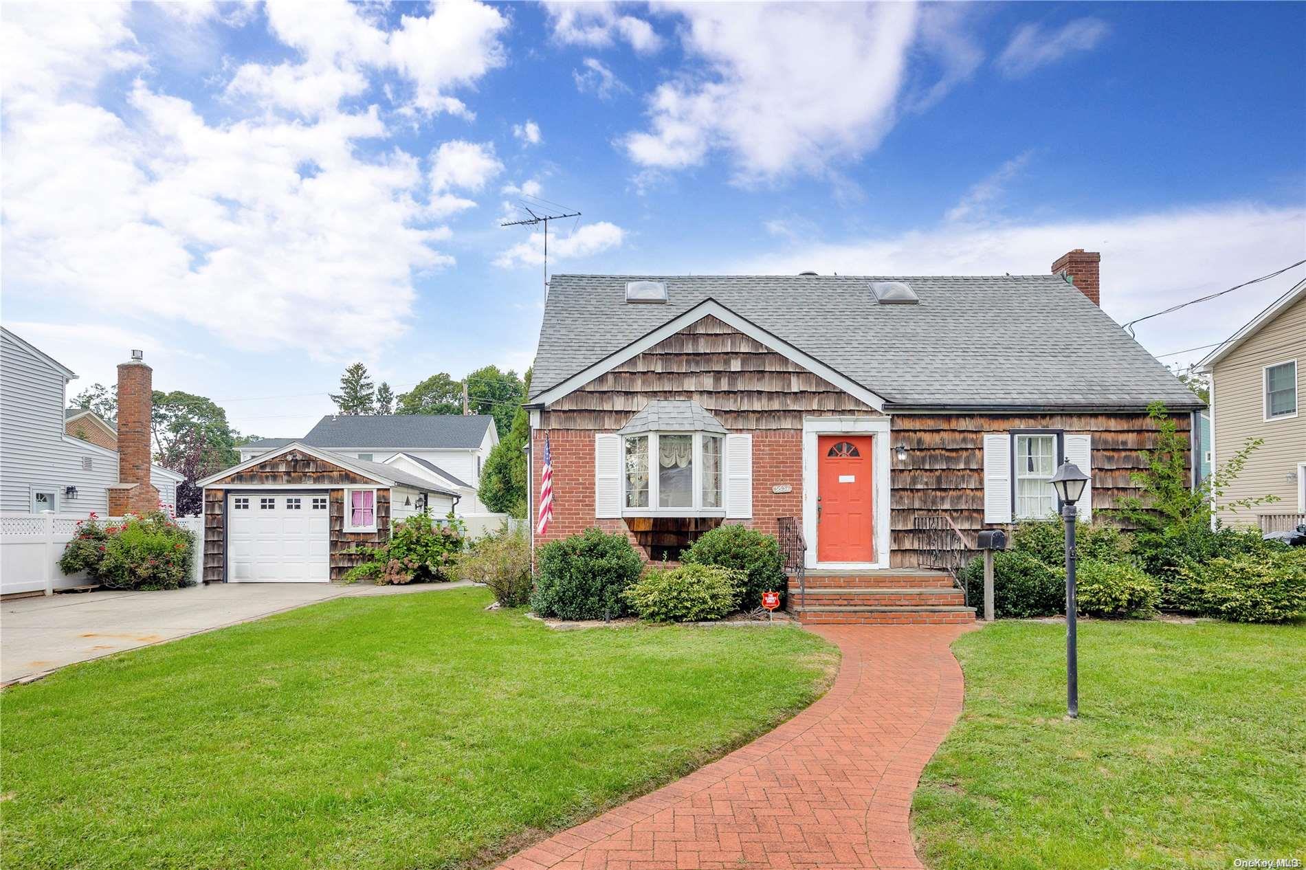 3637 John Street, Wantagh, NY 11793 | MLS #L3572364