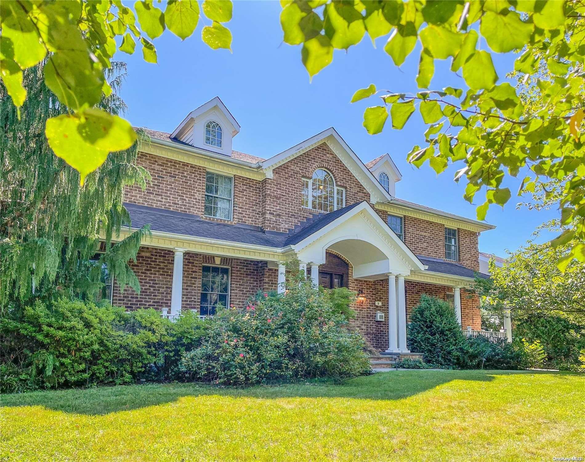 9 Shadetree Lane, Roslyn Heights, NY 11577 | MLS #L3573164