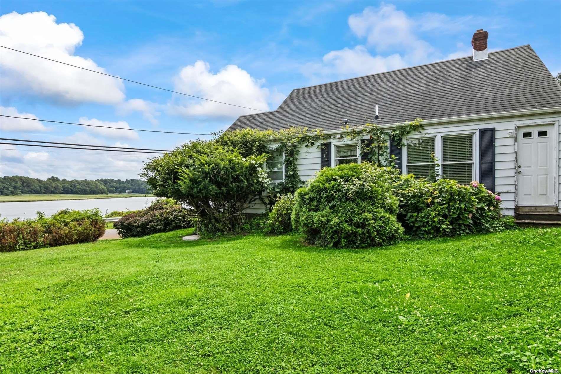 224 Riviera Drive, Kings Park, NY 11754 | MLS #L3582079