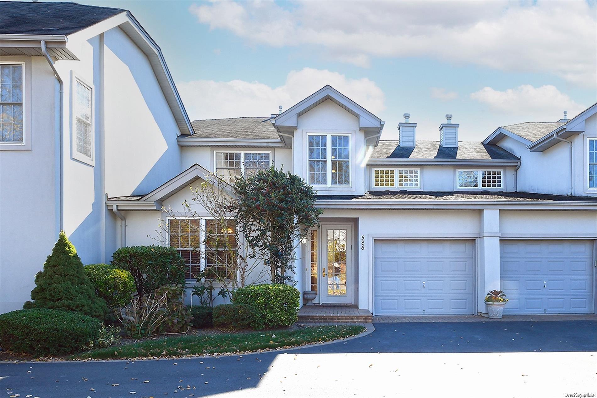 586 Verona Drive # 586, Melville, NY 11747 | MLS #L3589586