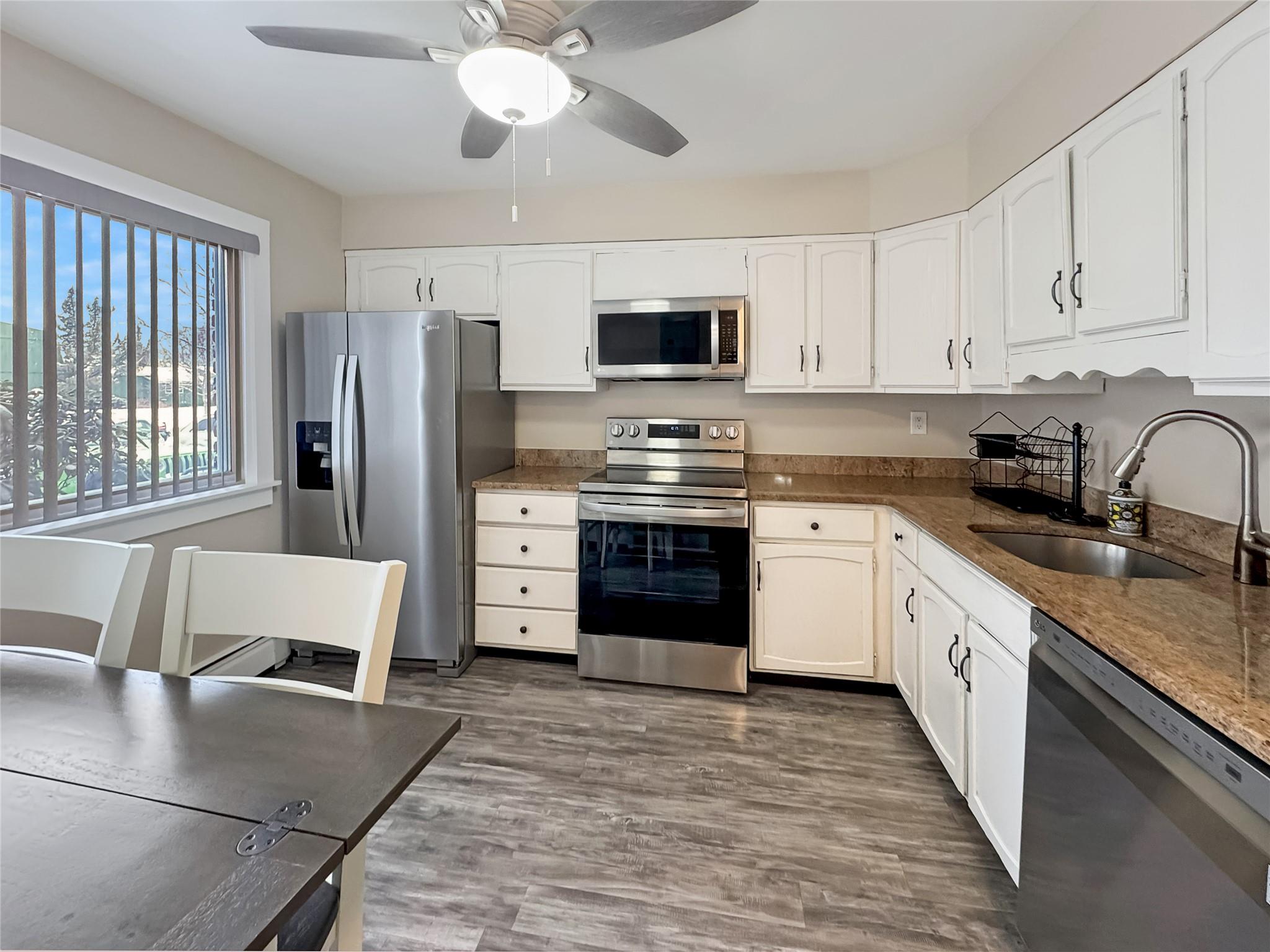 116 Coachlight Square, Montrose, NY 10548 | MLS #817597