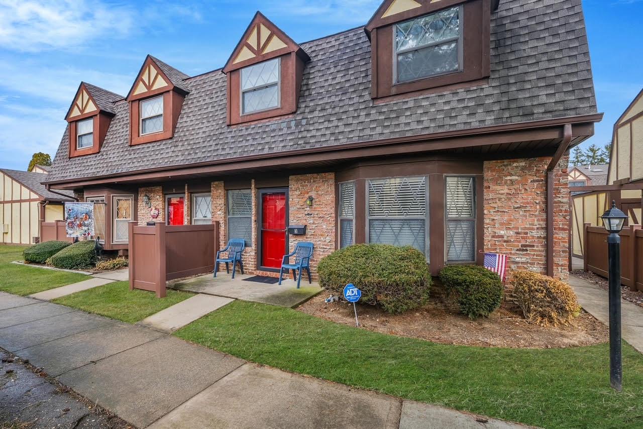 3 Summerfield Court, Deer Park, NY 11729 | MLS #821582