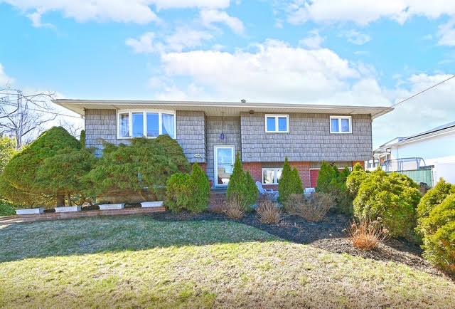 108 Wicks Road, Commack, NY 11725 | MLS #822620