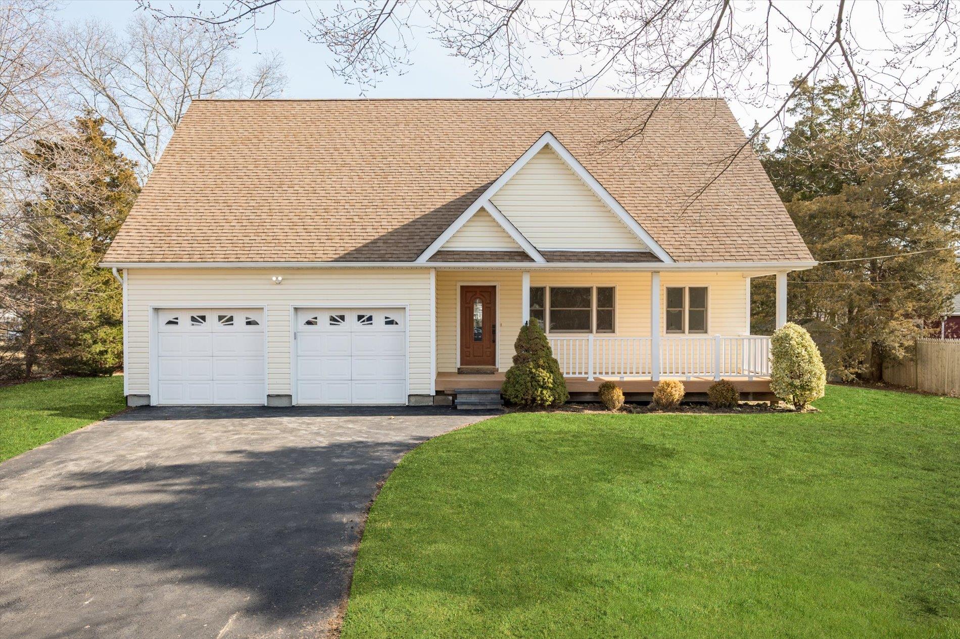 518 Sweet Hollow Road, Melville, NY 11747 | MLS #837119