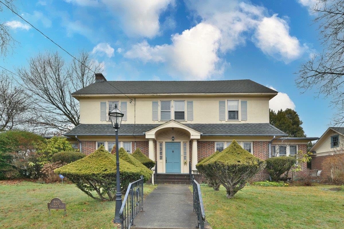 220 Pomander Road, Mineola, NY 11501 | MLS #838303