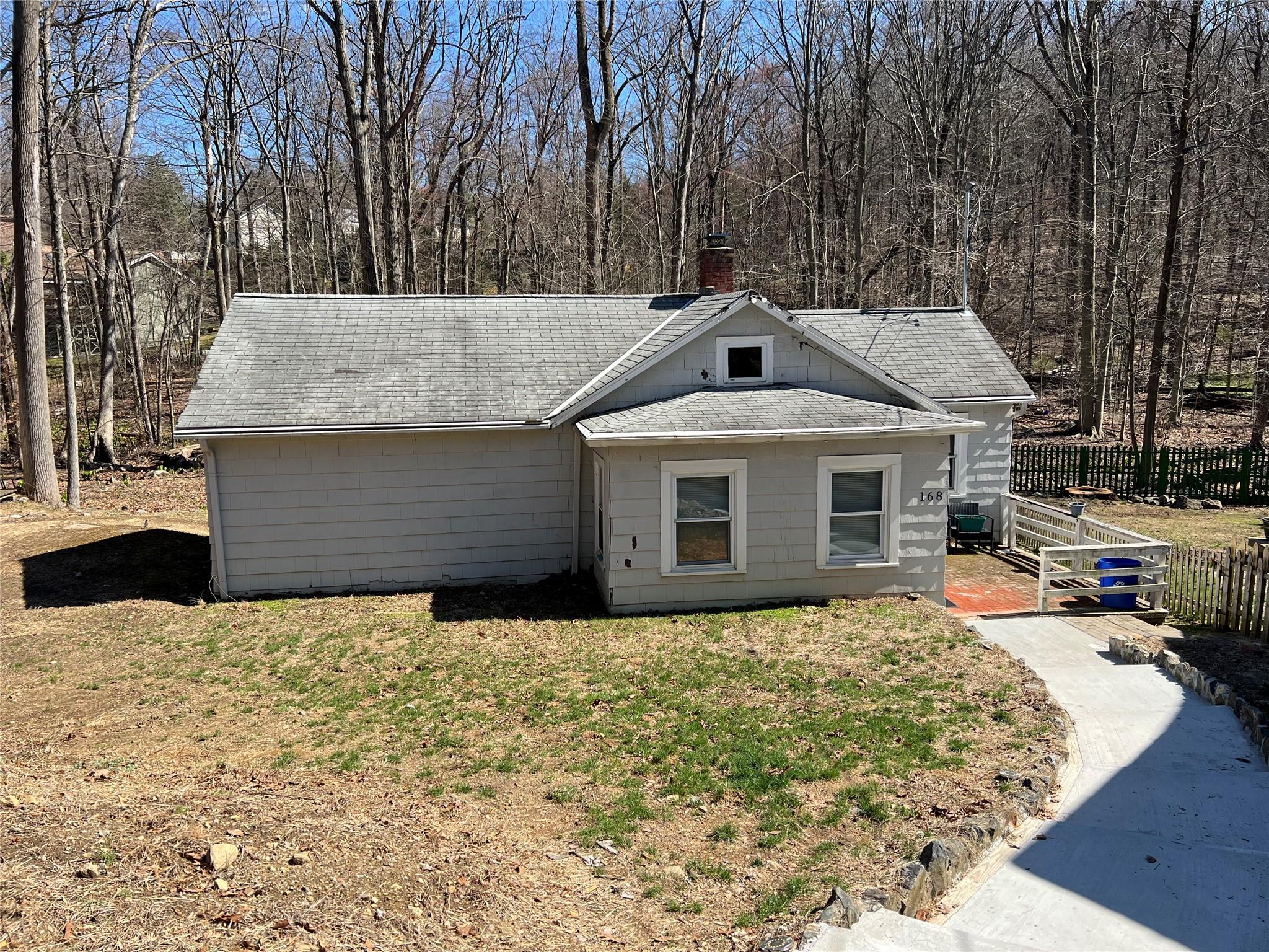 168 FOSHAY AVE, PLEASANTVILLE, NY 10570 | 844840 | Douglas Elliman