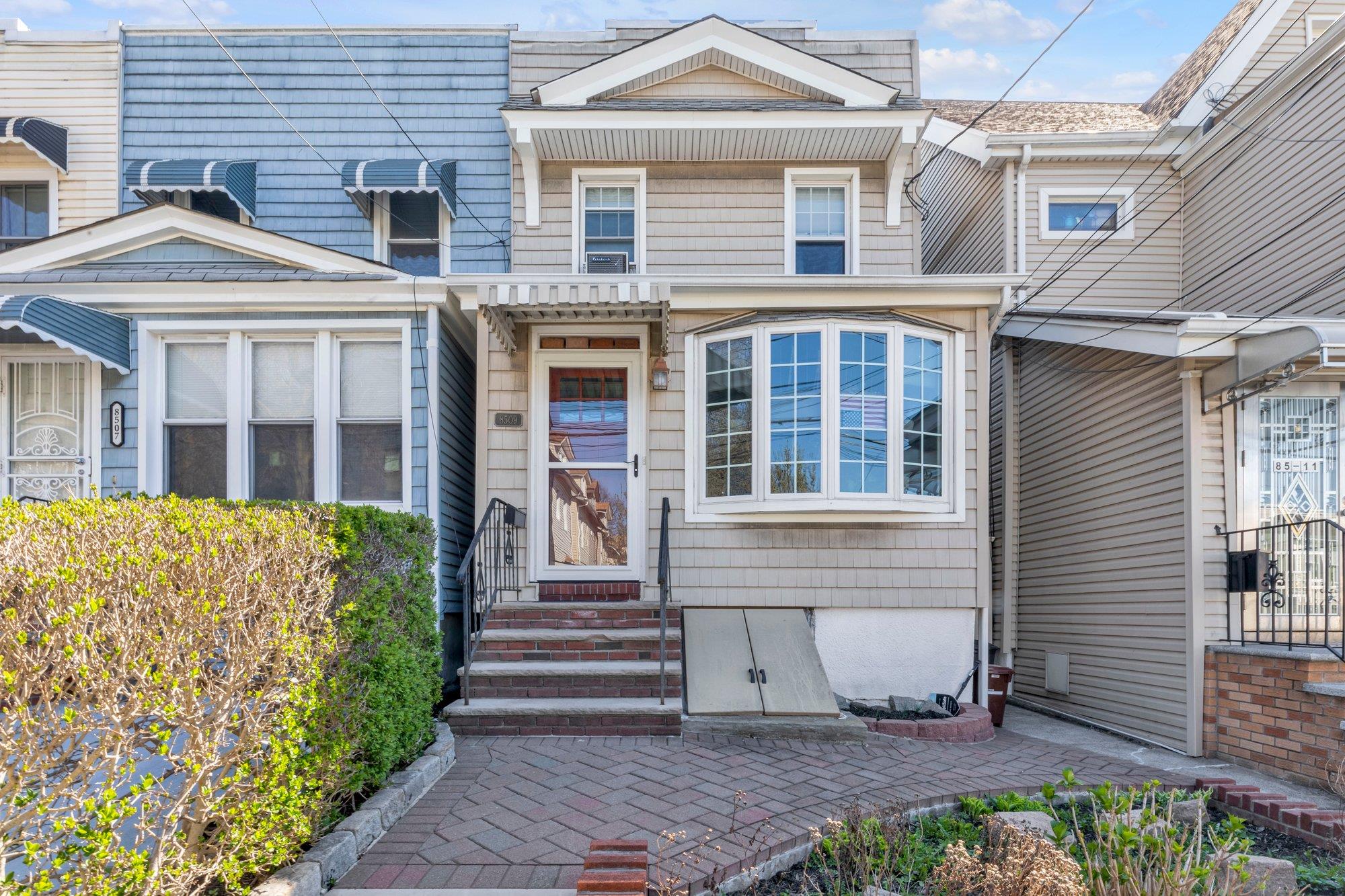 85-09 85TH ST, QUEENS, NY 11421 | 851059 | Douglas Elliman