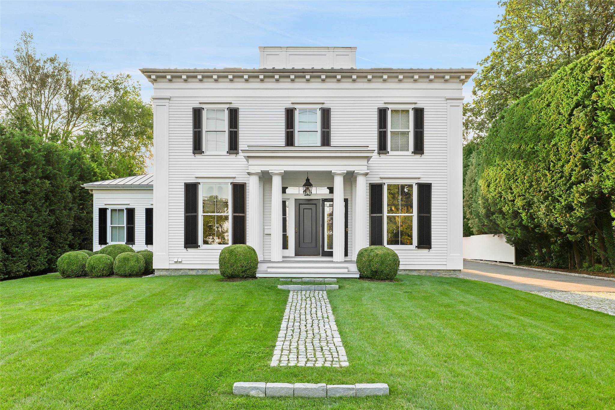 590 FOREST AVE, RYE, NY 10580 | 851169 | Douglas Elliman