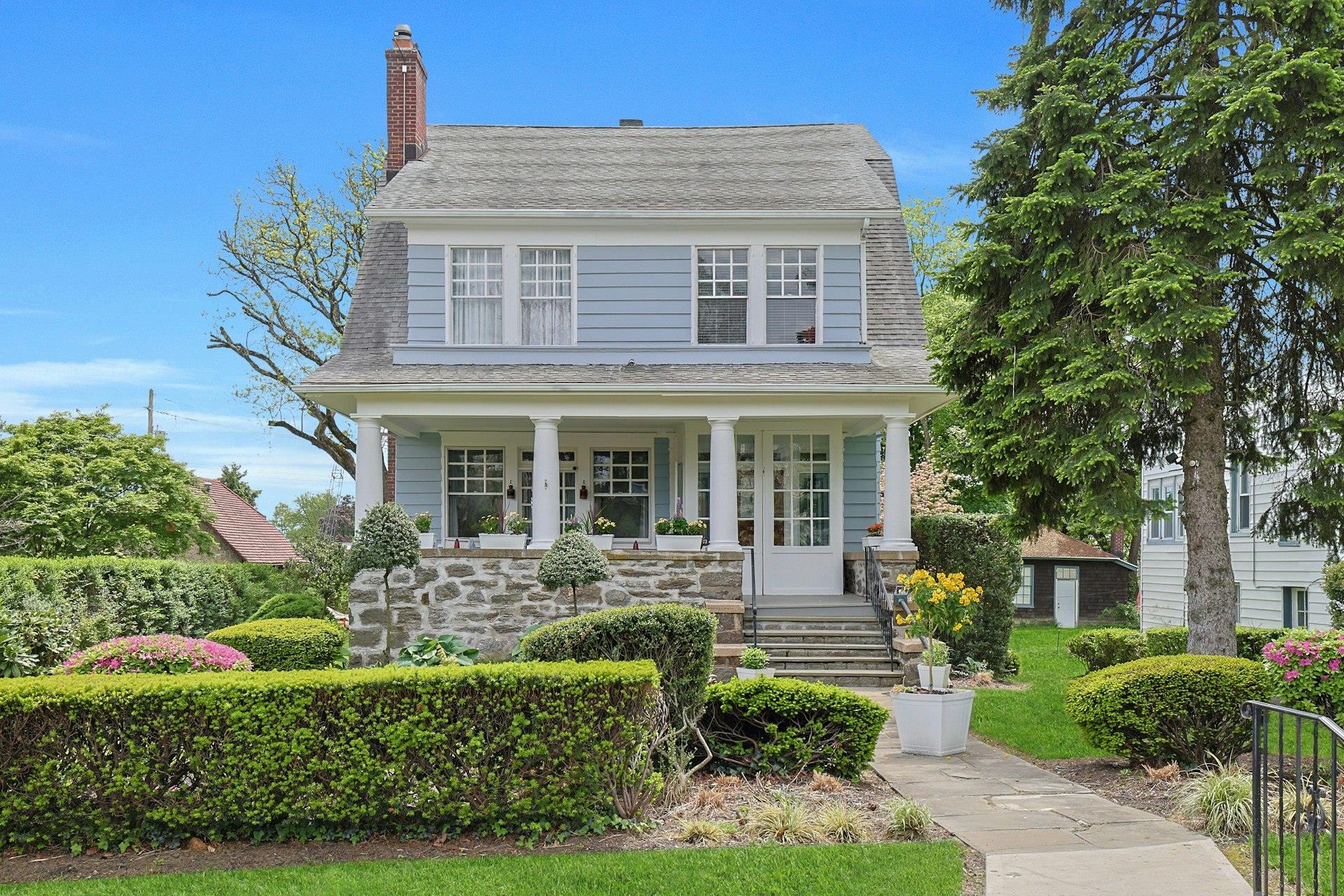 146 Sutton Manor Road, New Rochelle, NY 10801 | MLS #854741