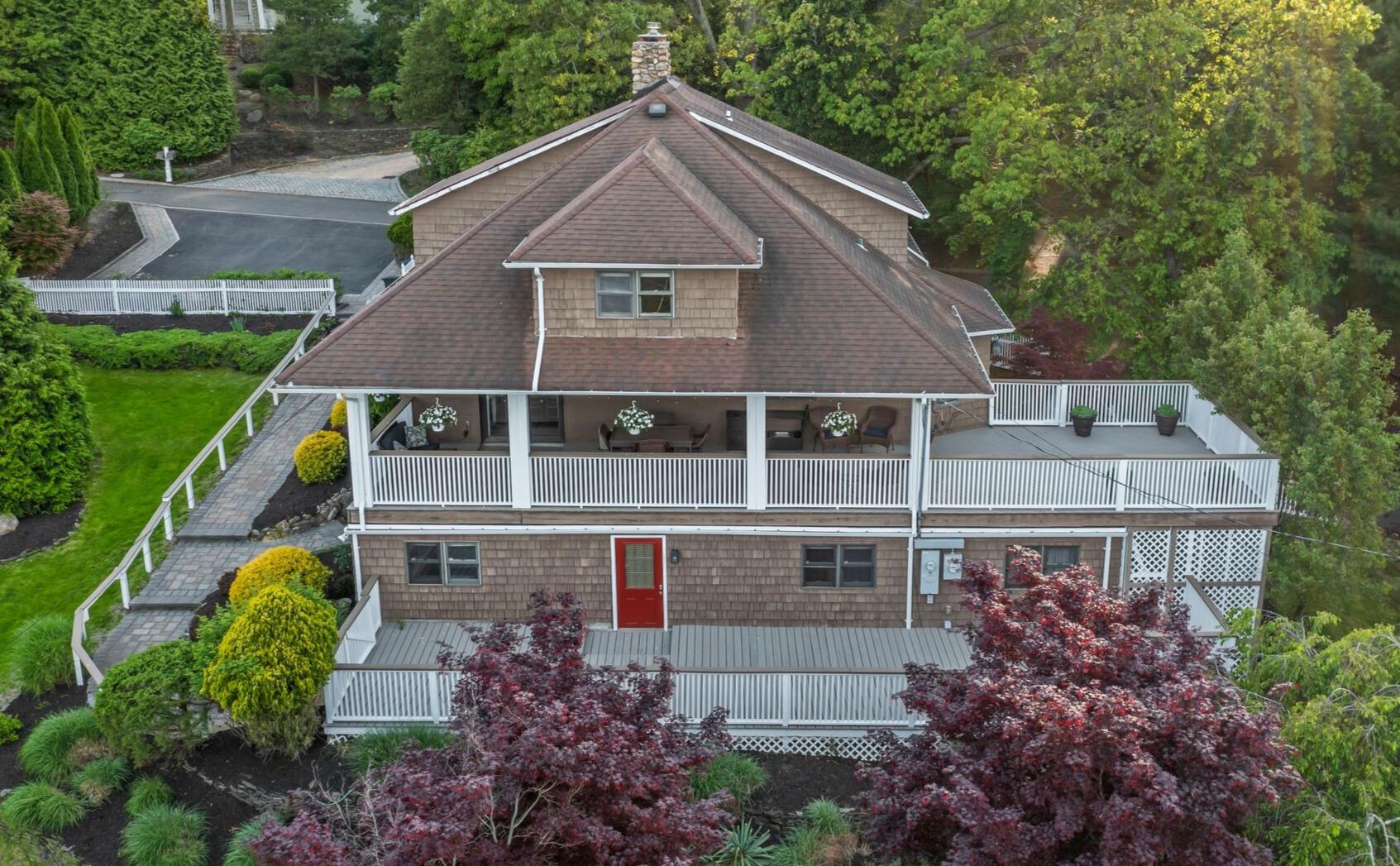 9 Prospect Street, Shoreham, NY 11786 | MLS #860881