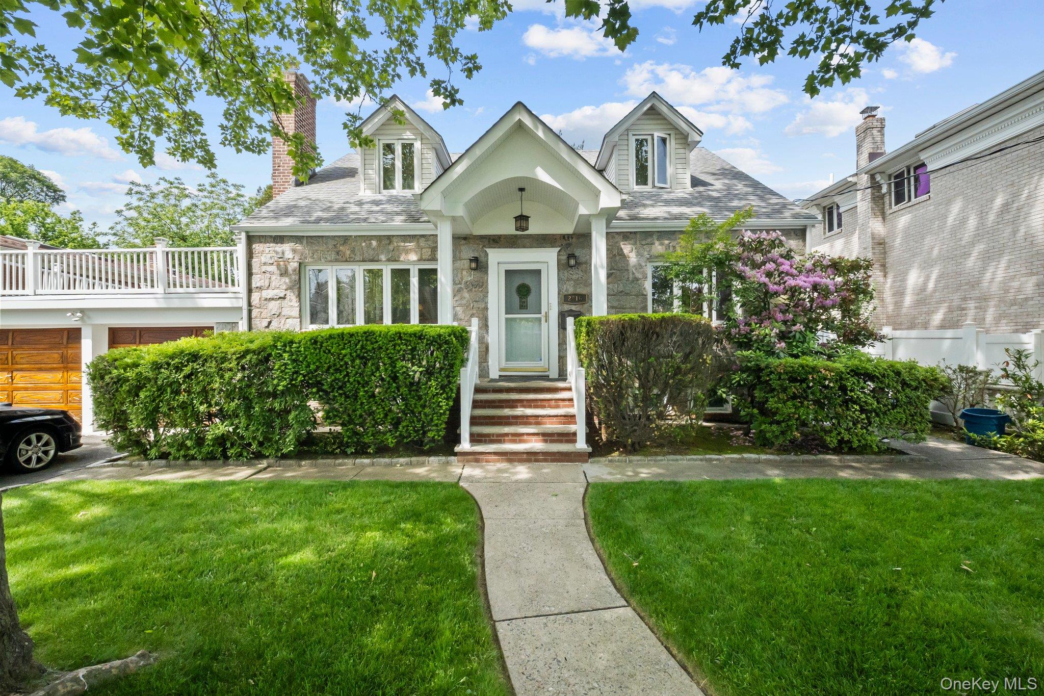 2816 215th Place, Bayside, NY 11360 | MLS #863250