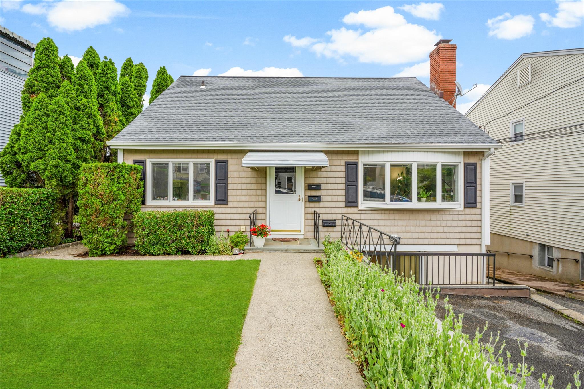 11 Parsons Street, Harrison, NY 10528 | MLS #865289