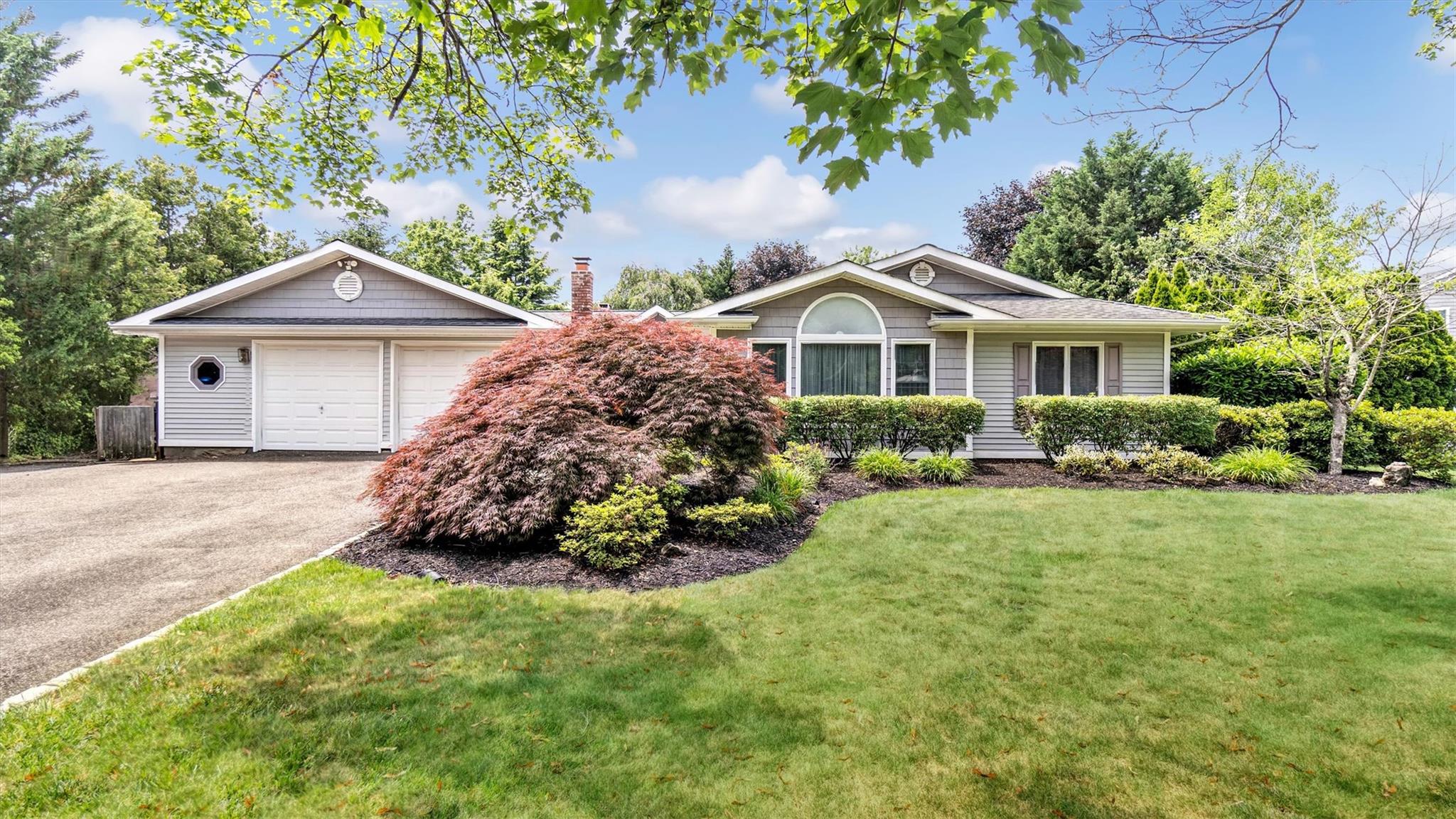 12 Hasting Drive, Stony Brook, NY 11790 | MLS #882840