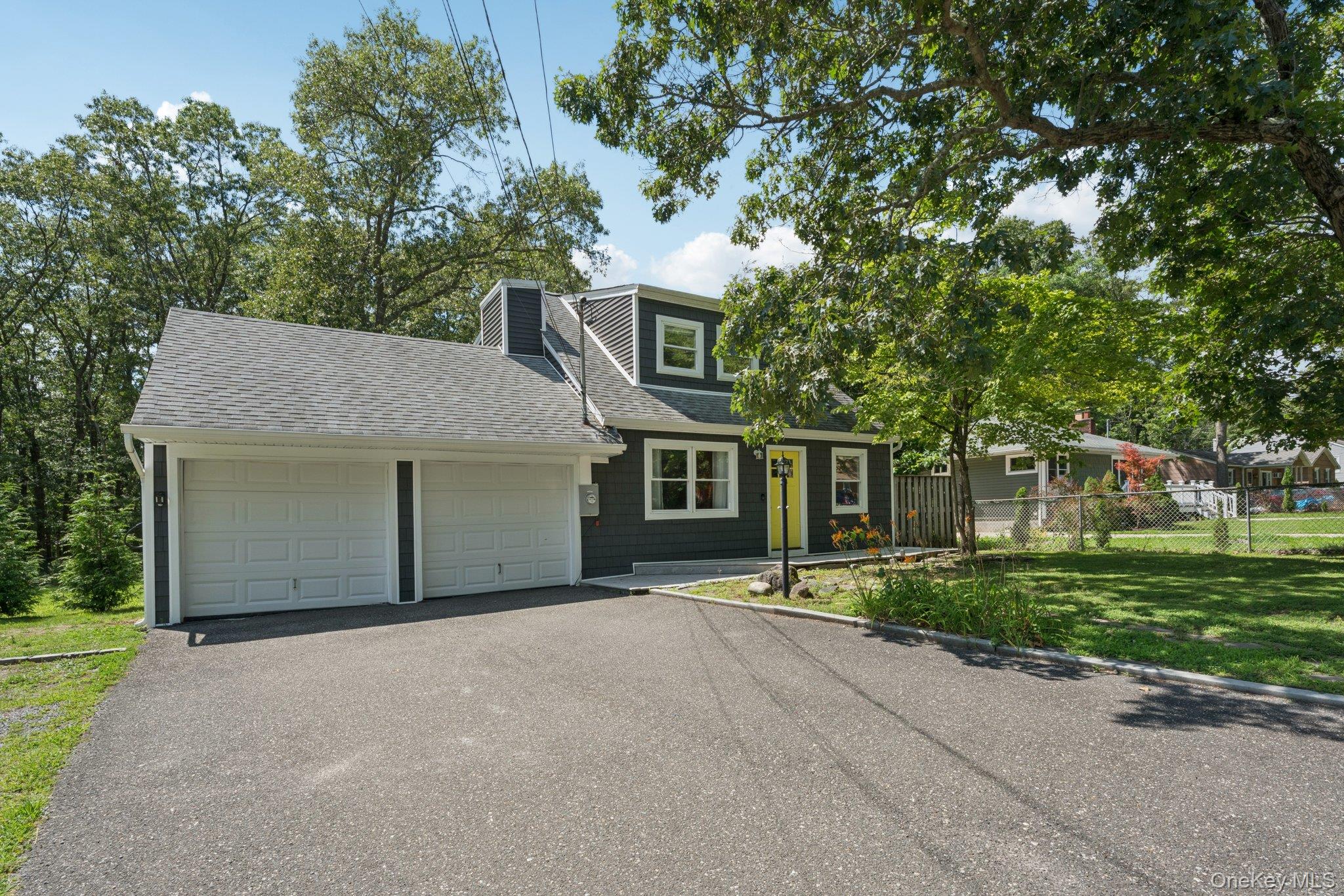 100 Panamoka Trail, Ridge, NY 11961 | MLS #891546