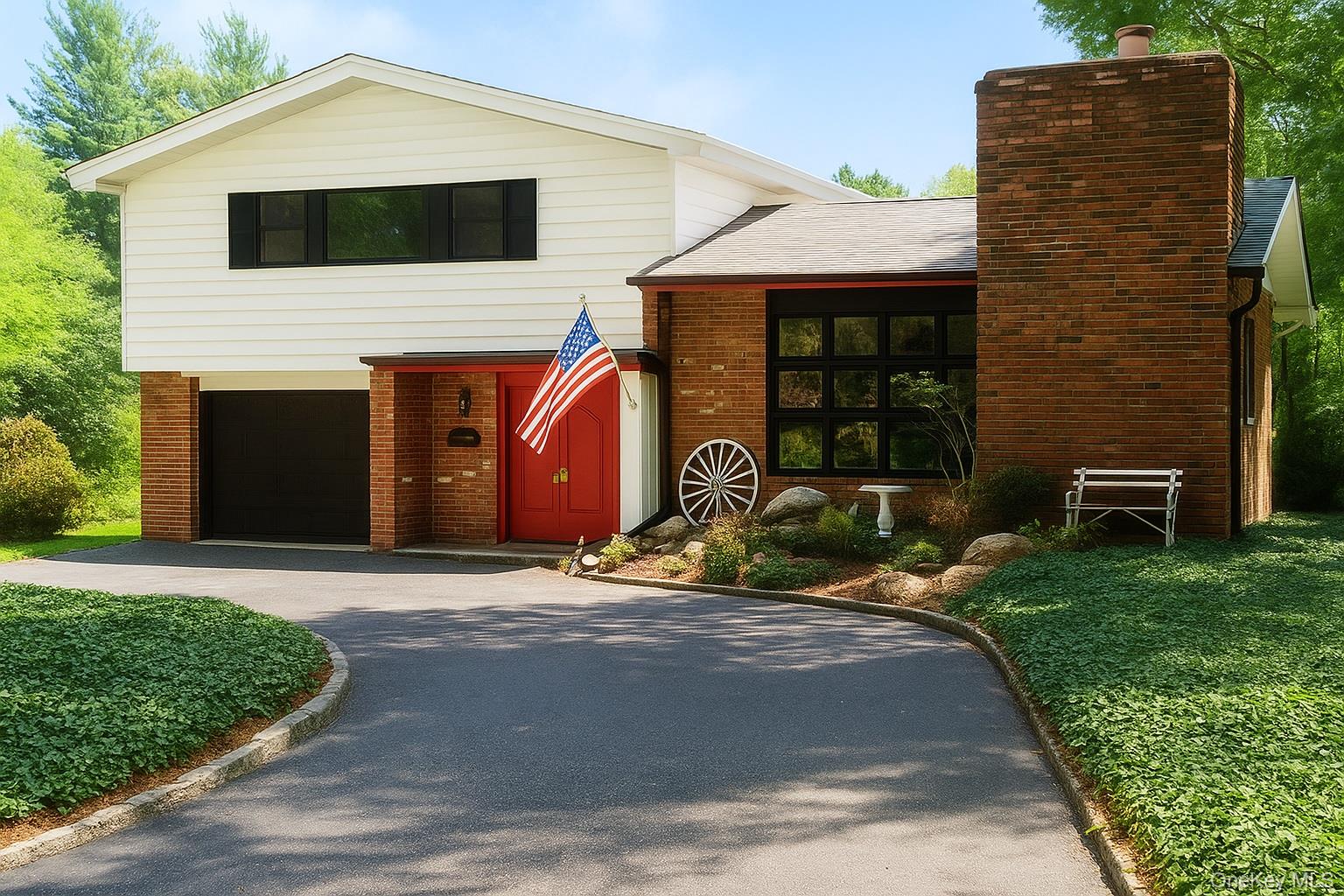 256 Schenck Avenue, Great Neck, NY 11021 | MLS #935006