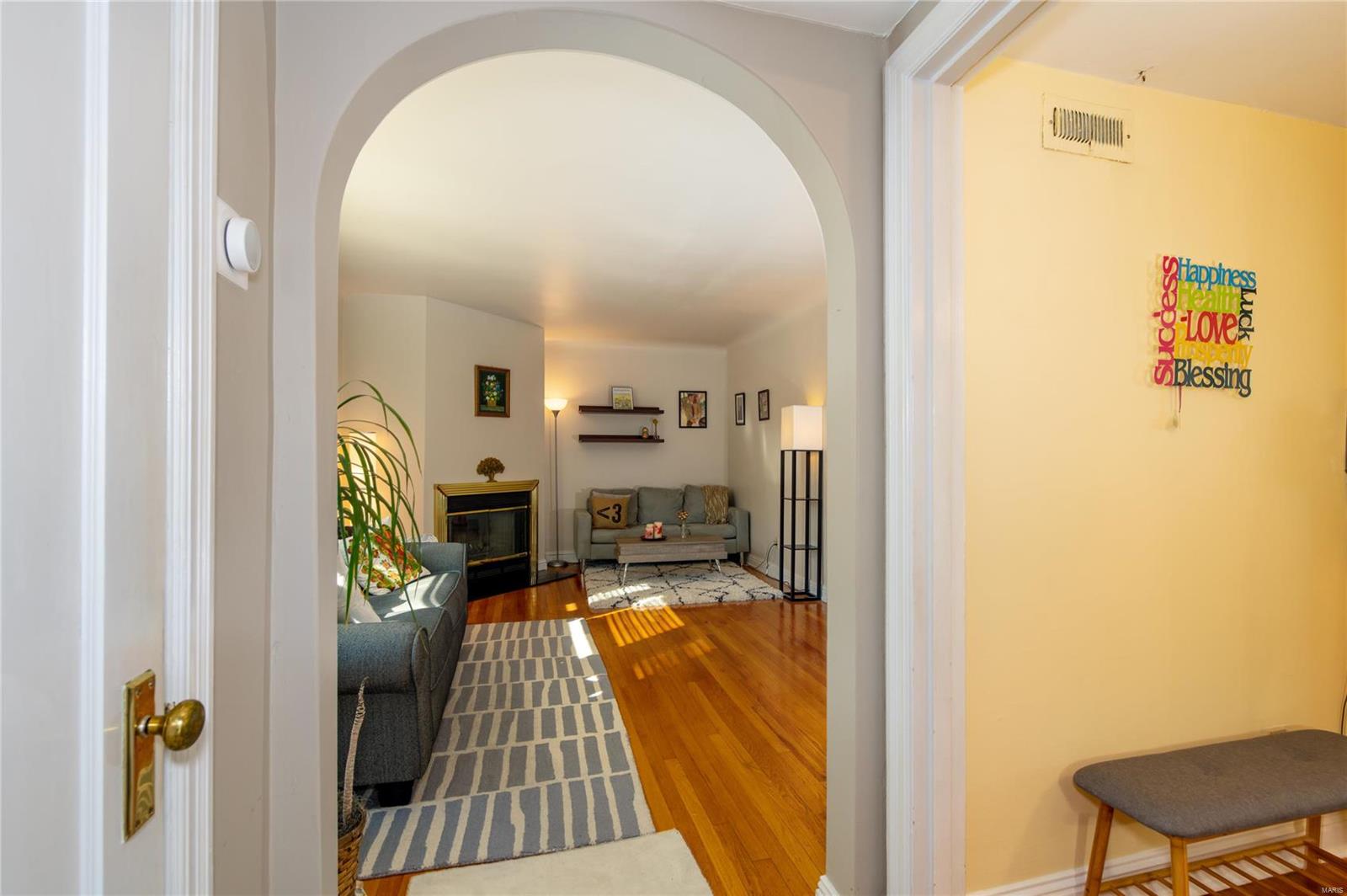 7559 Byron Place 2W, St Louis, MO 63105 | Divvy Rent-to-Own Homes