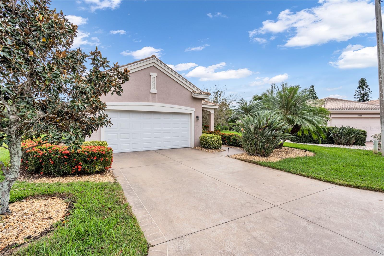 7132 Drewrys Bluff, Bradenton, FL 34203