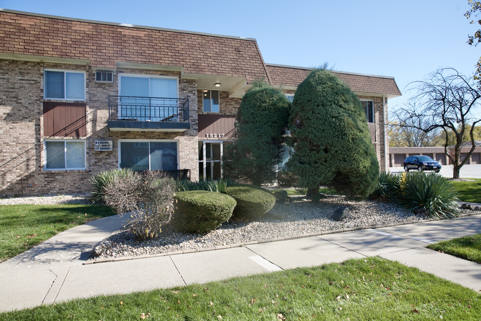 18217 Hart Drive #2A For Sale, Homewood, IL 60430 Condo | ByOwner