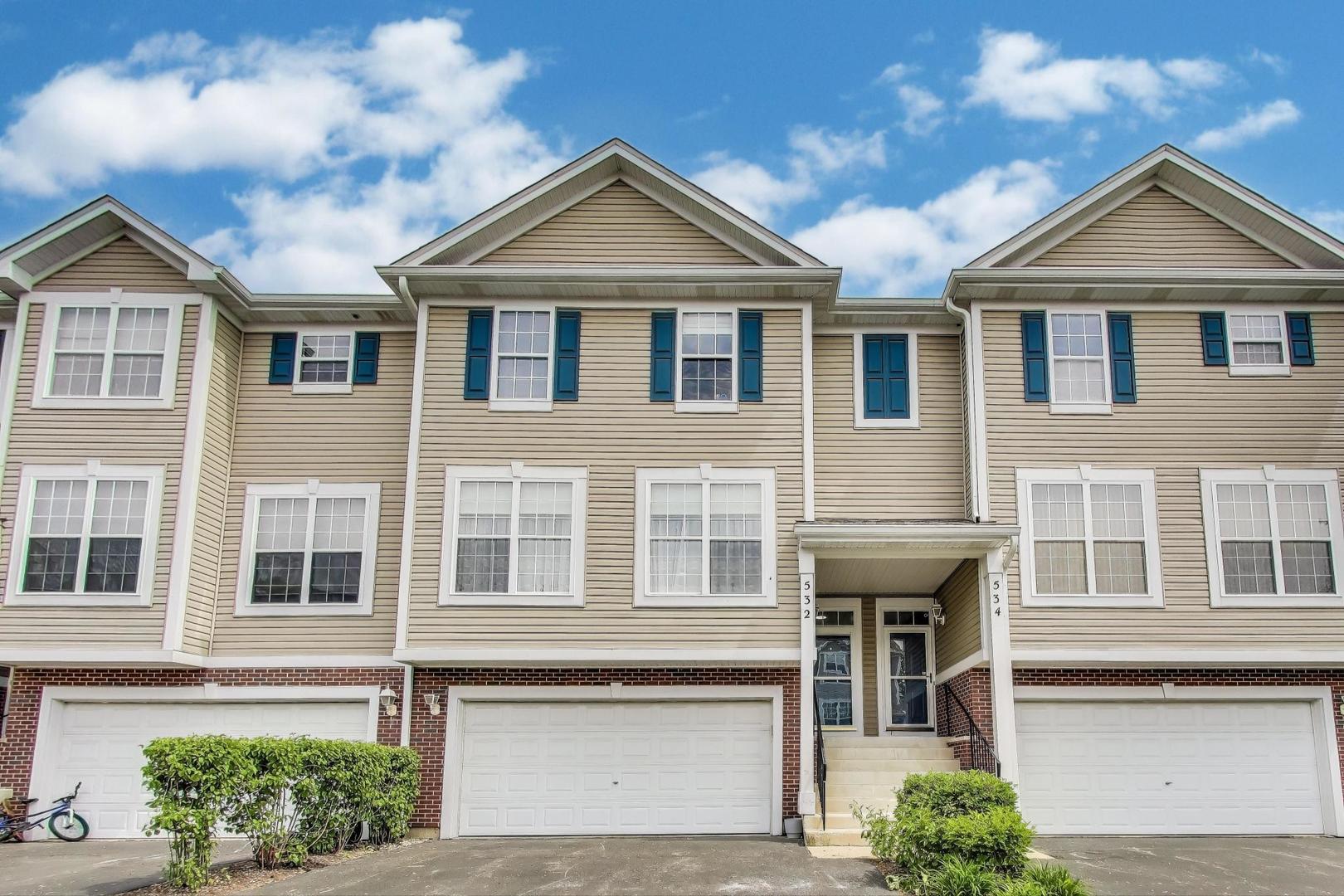 532 Declaration Lane For Sale, Aurora, IL 60502 Condo | ByOwner